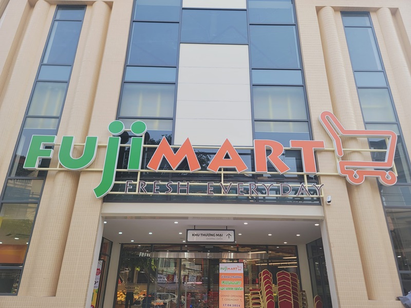 FUJI MART